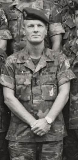 ARVN Airborne Senior Advisor - CAMOUFLAGE UNIFORMS - U.S. Militaria Forum