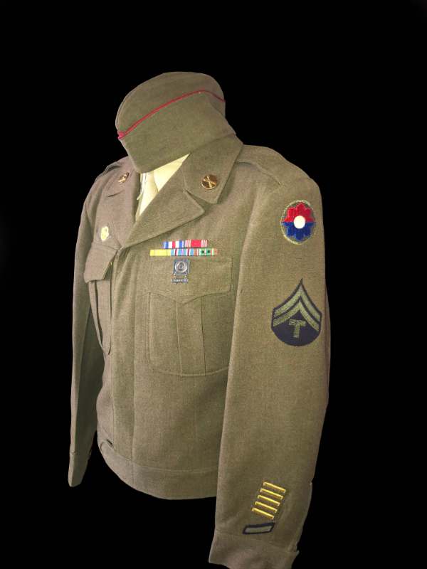 WWII 9th Division Silver Star Recipient Uniform - UNIFORMS - U.S ...