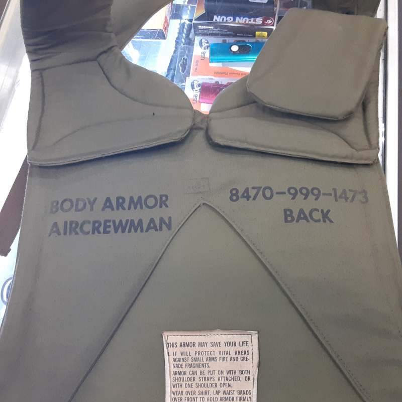 1970 dated Body Armor Aircrewman vest, modification? - BODY ARMOR - U.S ...
