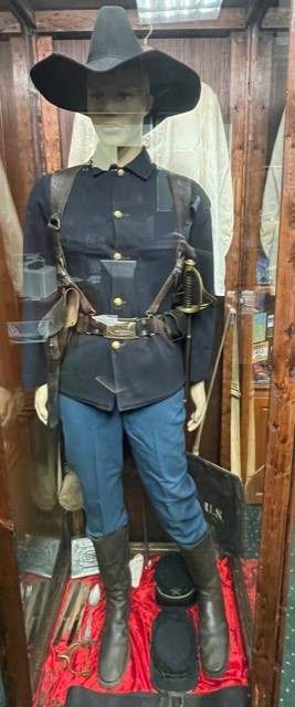 1870's Display - (1866-1890) PLAINS INDIAN WARS - Westward Expansion ...