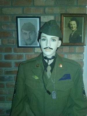 Meet B-17 "Mrs Geezil's Tail Gunner Joe!!! - FLIGHT CLOTHING - U.S ...