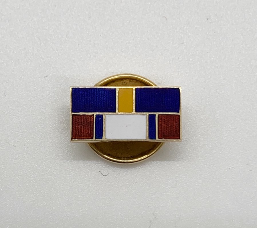 Enamel ribbon bar ? - MEDALS & DECORATIONS - U.S. Militaria Forum