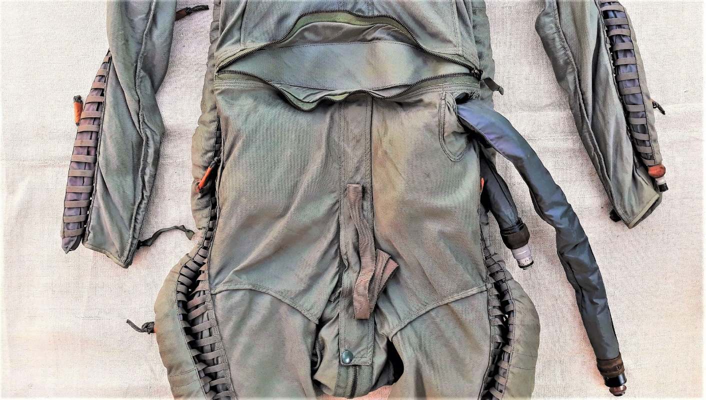 C-1A Partial Pressure Suit, US Navy - FLIGHT CLOTHING - U.S. Militaria ...