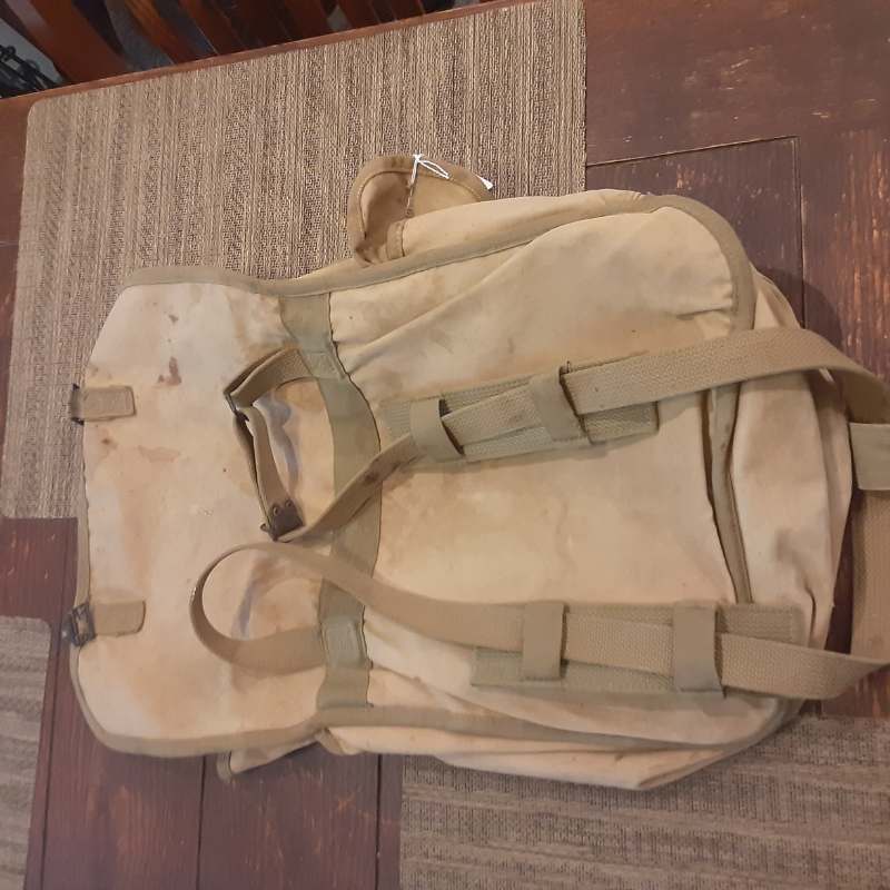 1943 USMC Officers bag - FIELD & PERSONAL GEAR SECTION - U.S. Militaria ...