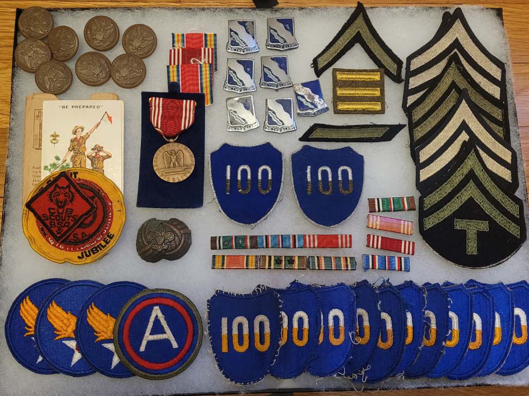 100th Division ID'd Insignia Grouping - GROUPINGS PAGE - U.S. Militaria ...