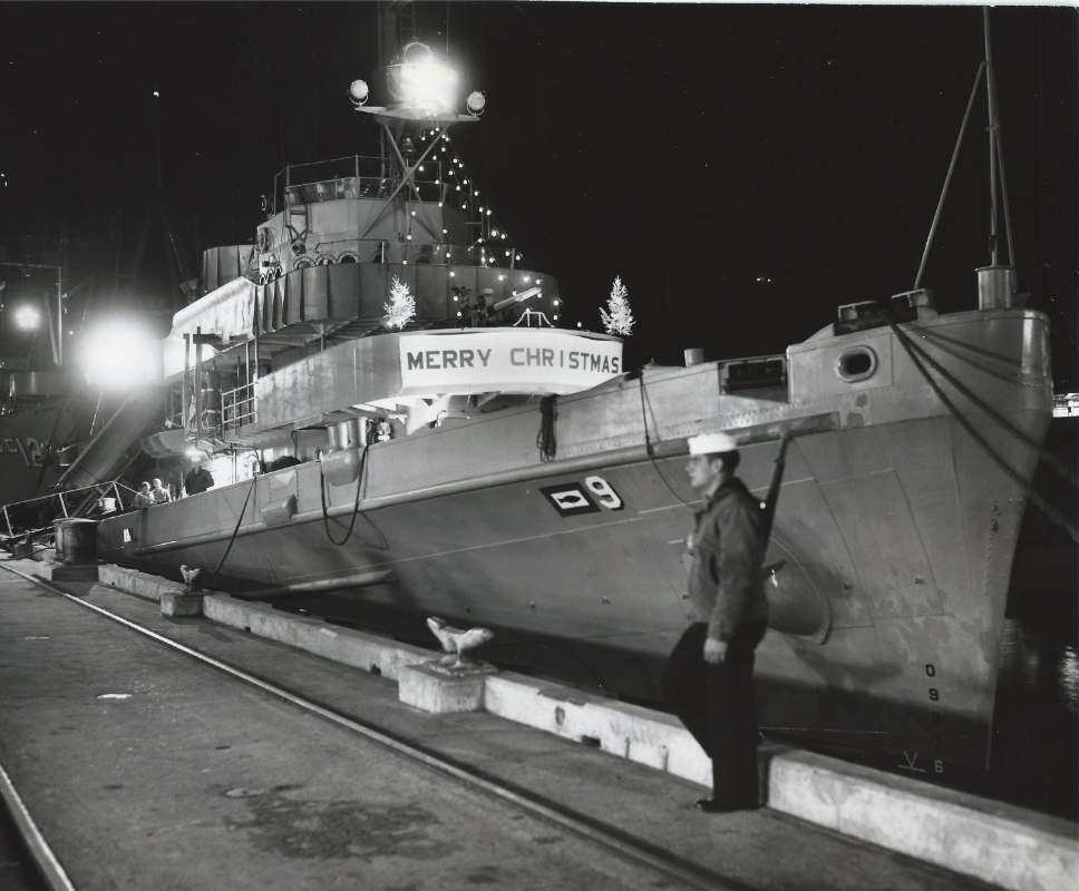 US Navy Divers & Their Related Commands ARS, ASR, ATF, ATA, etc - Page ...