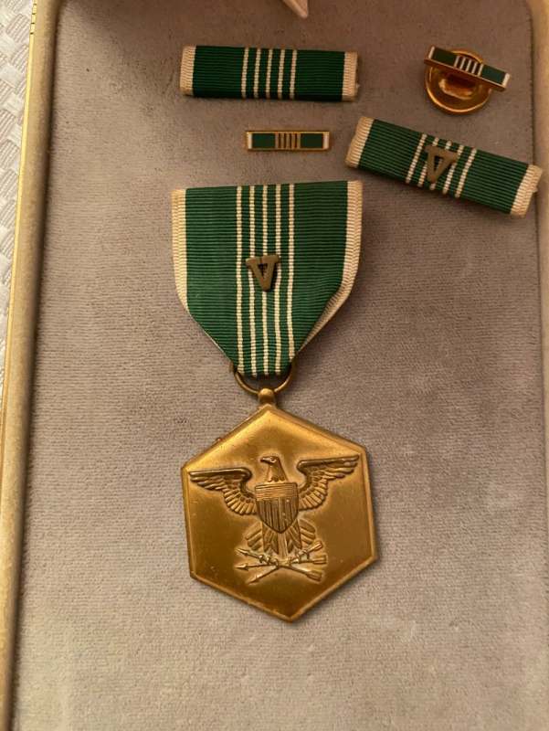 173rd airborne KIA ARCOM / V - MEDALS & DECORATIONS - U.S. Militaria Forum
