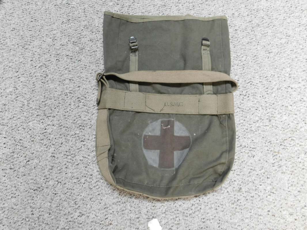 Early ww2 U.S.M.C 1st aid bag - FIELD & PERSONAL GEAR SECTION - U.S ...