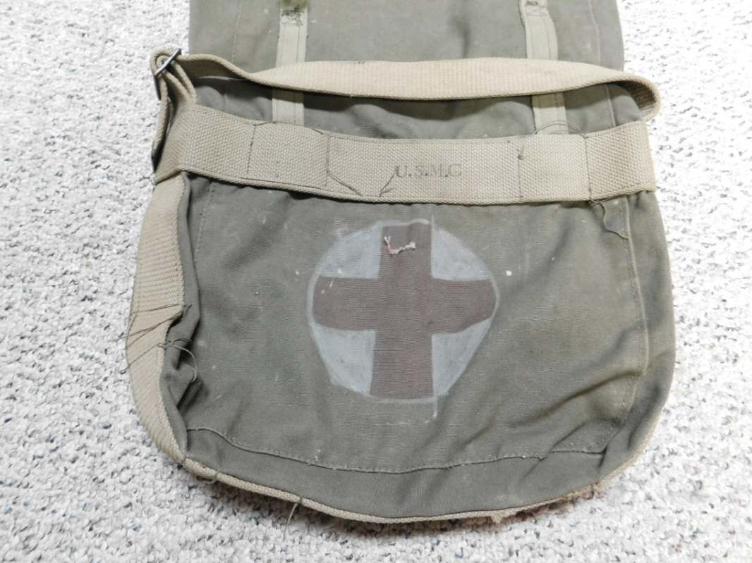 Early ww2 U.S.M.C 1st aid bag - FIELD & PERSONAL GEAR SECTION - U.S ...
