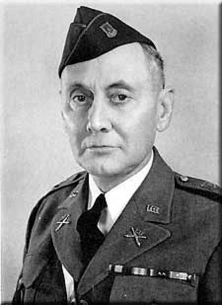 Post the Late Pre War-Early War Officer Garrision Caps with Unit Crest ...