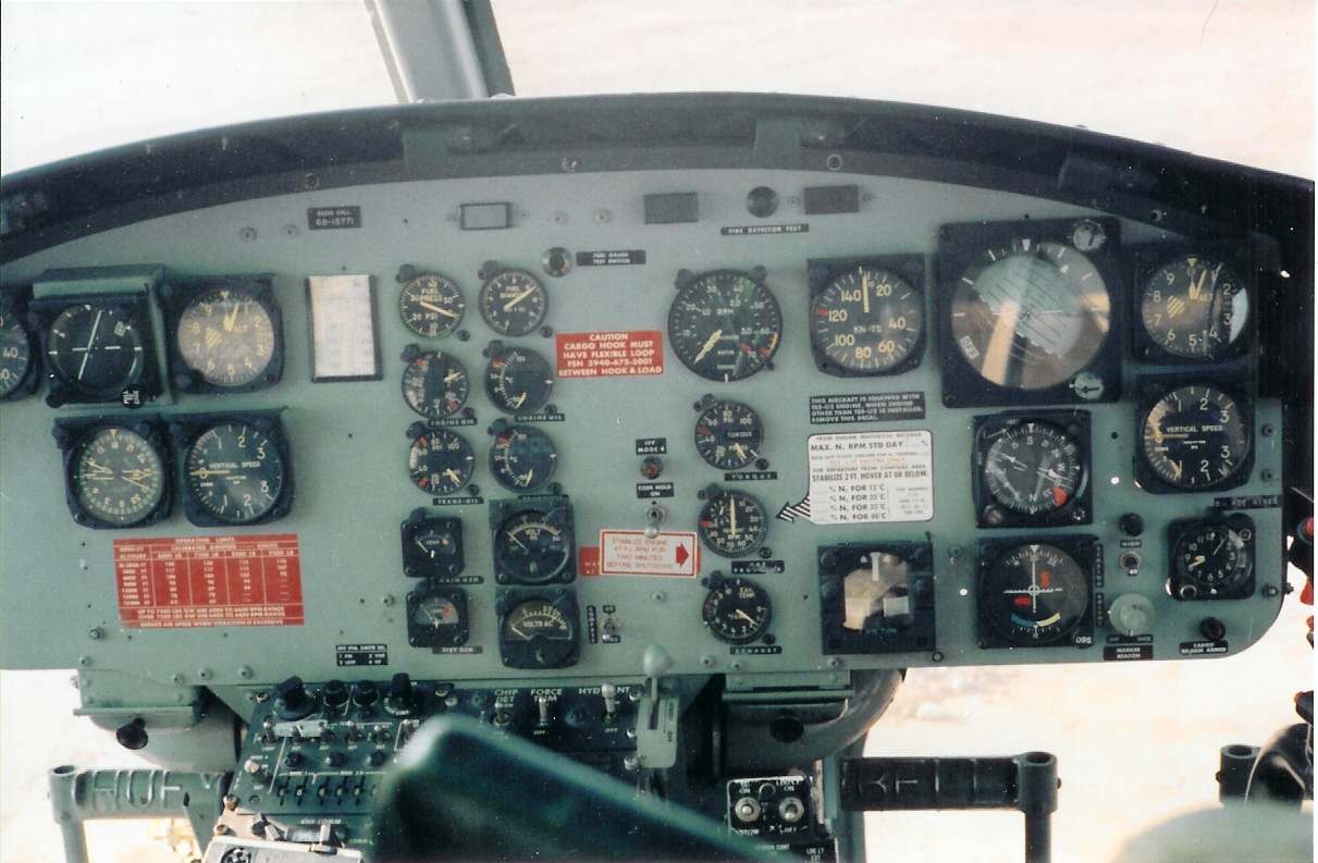 UH-1H instrument panel + "Jesus Nut" - MILITARY AIRCRAFT & AVIATION - U ...