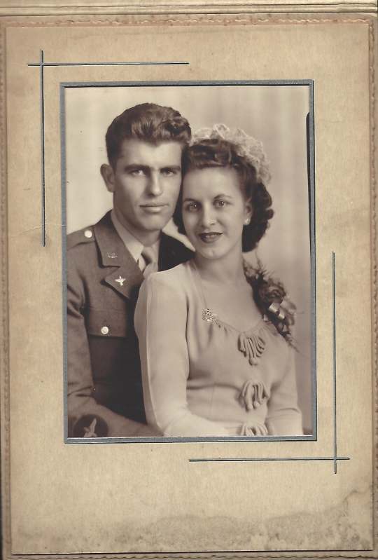 WWII Couples Studio Photos - Page 7 - INDIVIDUAL & UNIT PORTRAITS - U.S ...