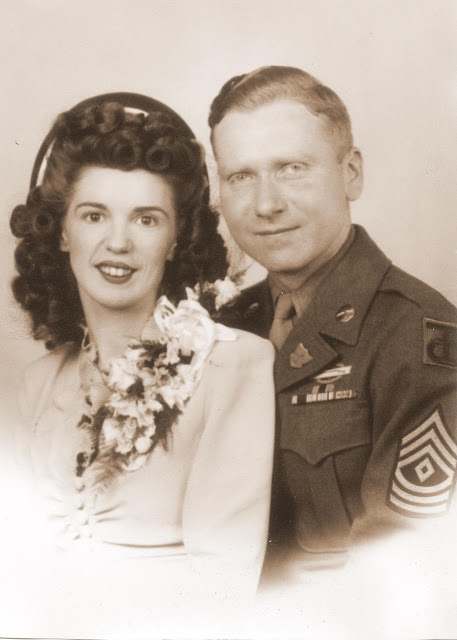 WWII Couples Studio Photos - Page 5 - INDIVIDUAL & UNIT PORTRAITS - U.S ...