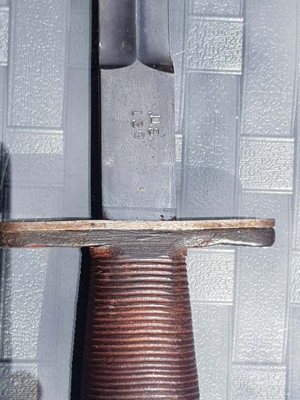 V-42 Stiletto serial number 139 - EDGED WEAPONS - U.S. Militaria Forum