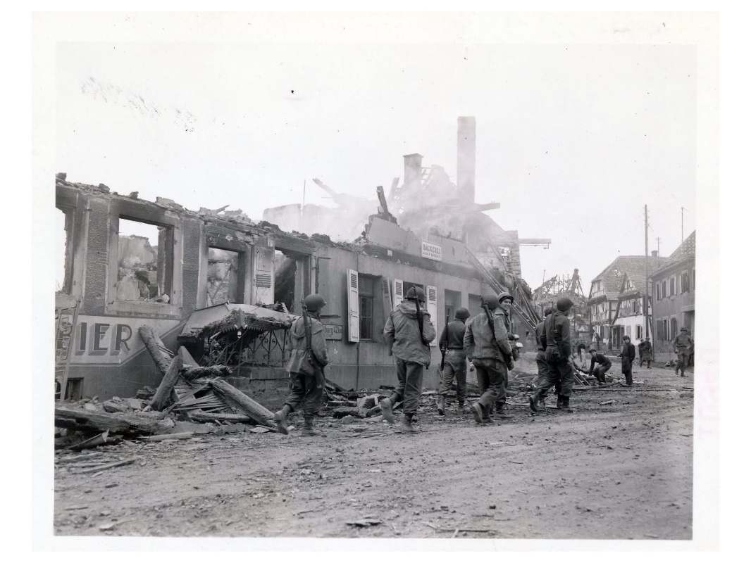 Grouping of PFC Leon O'Bryant - K Co., 143rd IR, 36th ID - BSM for ...