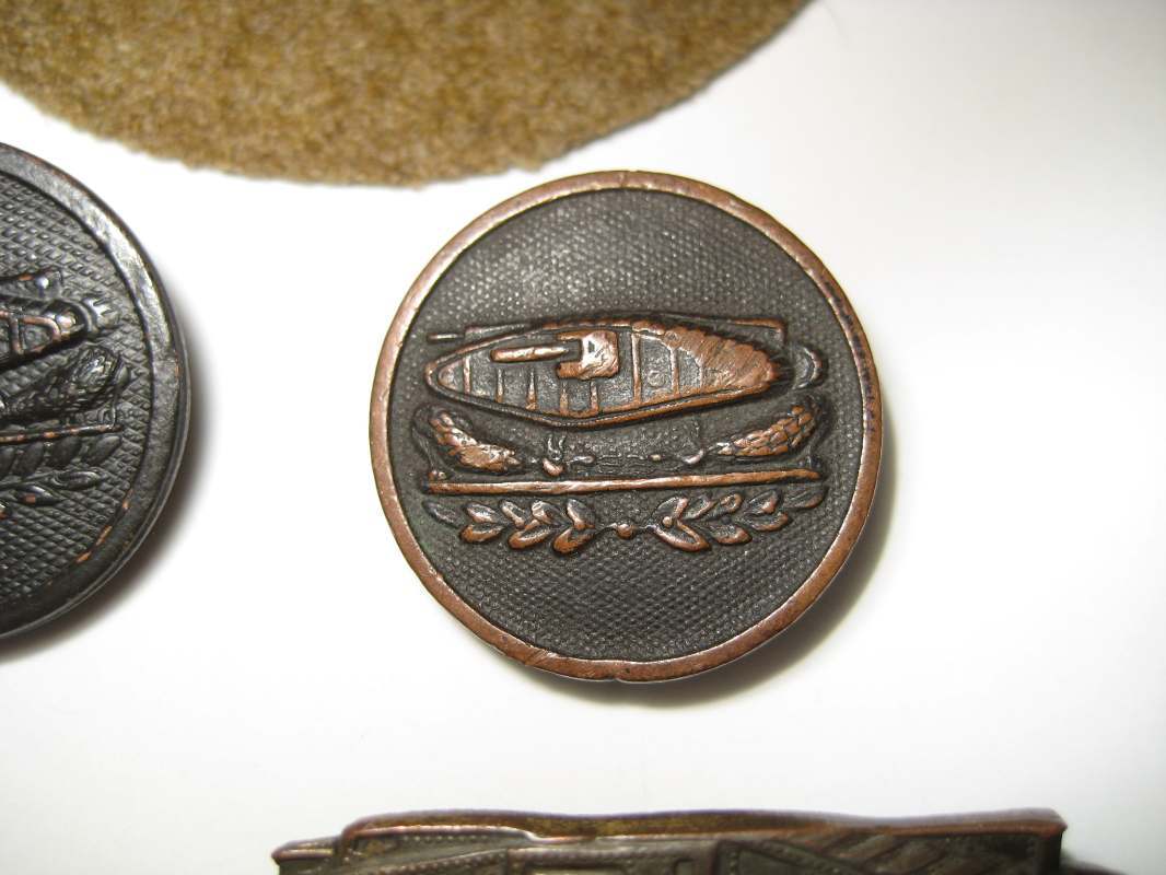 WW1 WWI Tank Collar Disks and Insignia Grouping, Opinions? - BRANCH OF ...