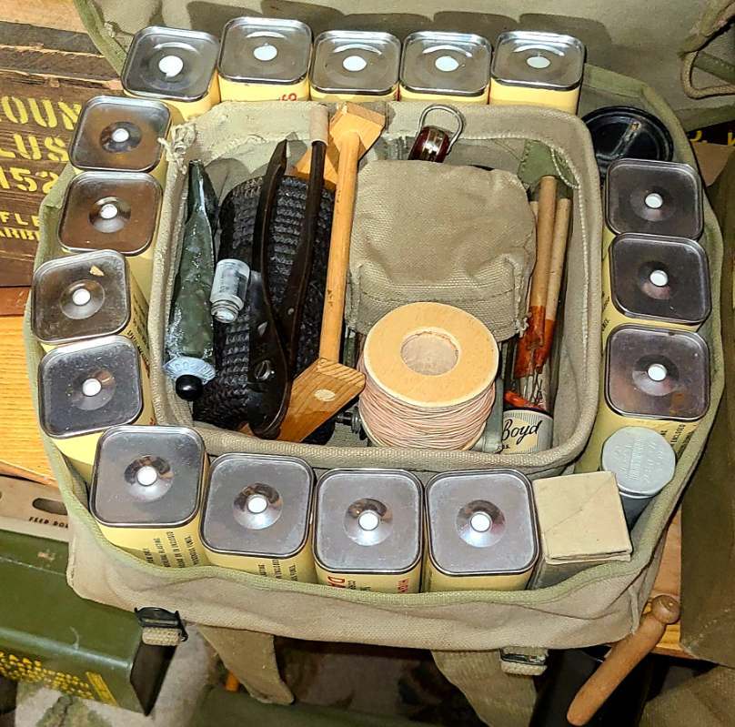 Demolition packs WW2 - ORDNANCE - U.S. Militaria Forum
