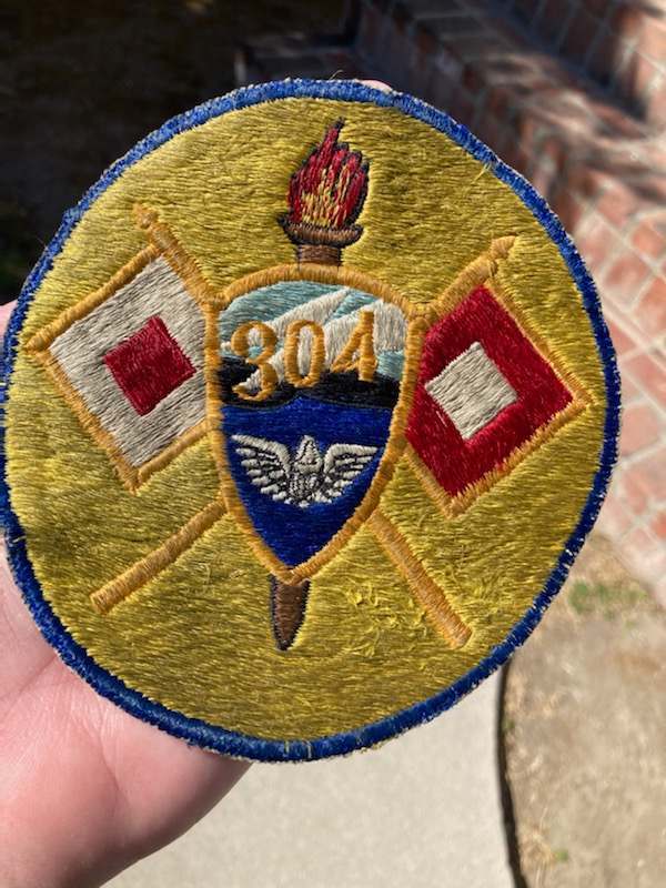 Some help on a 304th Signal battallion patch (aviation unit related ...