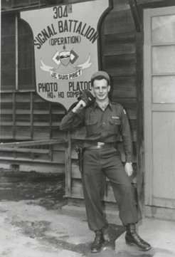 Some help on a 304th Signal battallion patch (aviation unit related ...