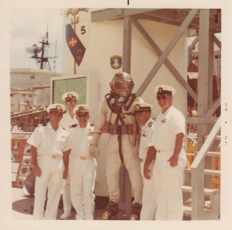 (HCU-1) HARBOR CLEARANCE UNIT ONE Vietnam & Hawaii Salvors - NAVY ...