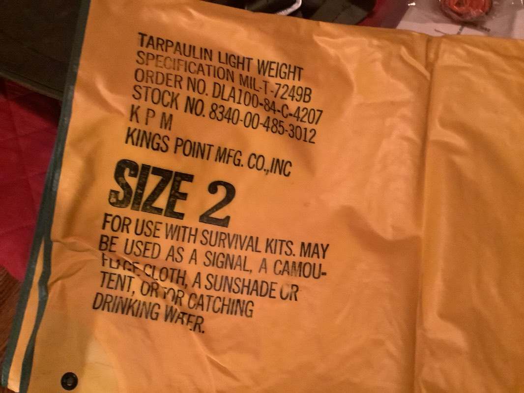 Army Aviators Hot Weather Survival Seat Kit. - SURVIVAL GEAR - U.S ...