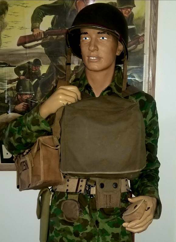 What would paramarines wear? - UNIFORMS - U.S. Militaria Forum
