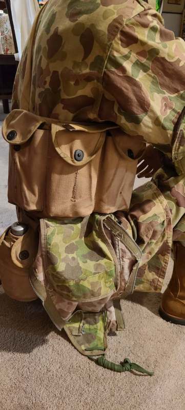 What would paramarines wear? - UNIFORMS - U.S. Militaria Forum