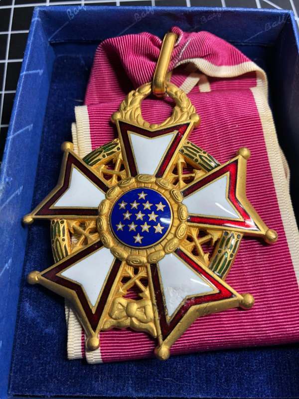 Legion of Merit Neck Ribbon era? - DECORATIONS/VALOR AWARDS - U.S ...