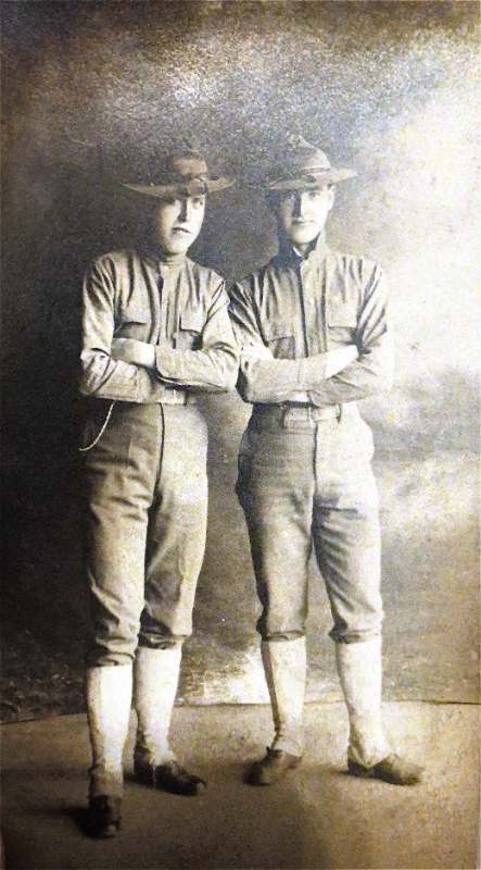 Early 1900s uniforms? Army? - UNIFORMS - U.S. Militaria Forum