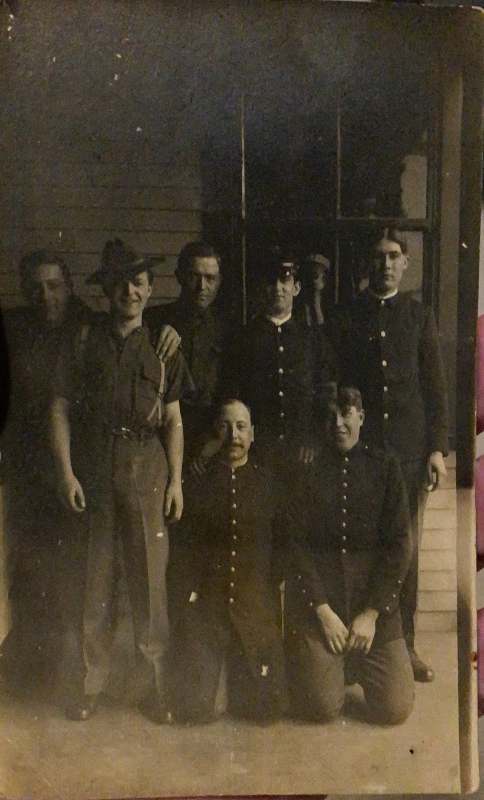 Early 1900s uniforms? Army? - UNIFORMS - U.S. Militaria Forum