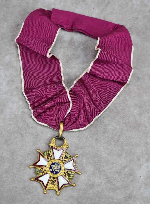 Legion of Merit Neck Ribbon era? - DECORATIONS/VALOR AWARDS - U.S ...