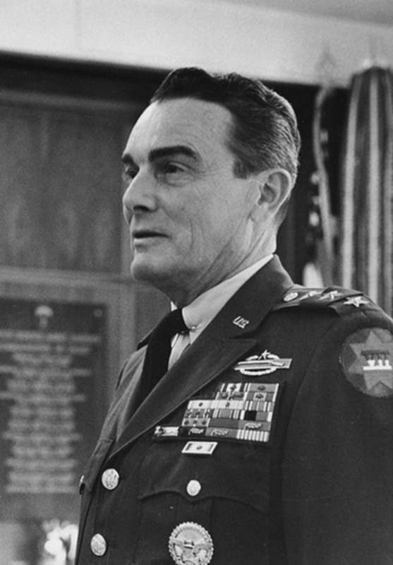 Father and Son Generals and Admirals. - Page 2 - MILITARY HISTORY ...