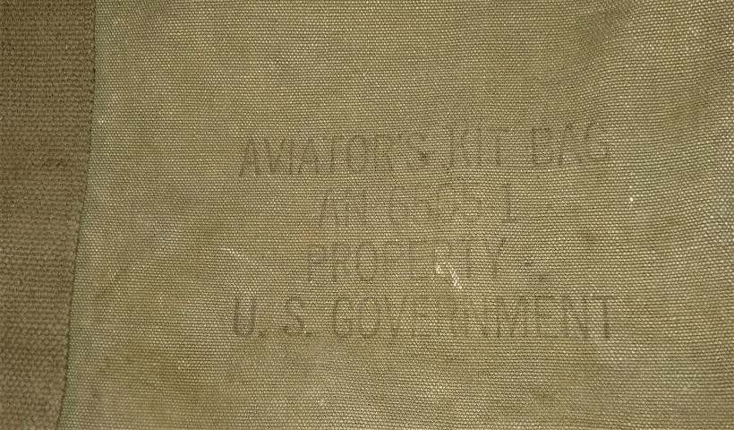 Navigation computer MB-4A, MBU-5P oxygen mask - FLYING HELMETS AND ...