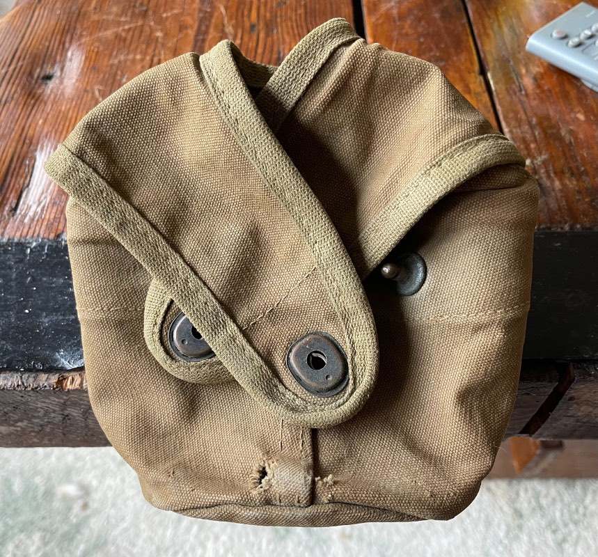 USMC canteen cover 1st Marine Division - NAVAL & SEA SERVICE UNIFORMS ...
