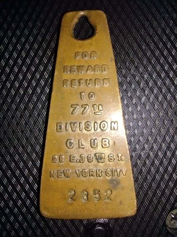 77th Division Club key fob. "IF FOUND RETURN TO" - VETERANS ...