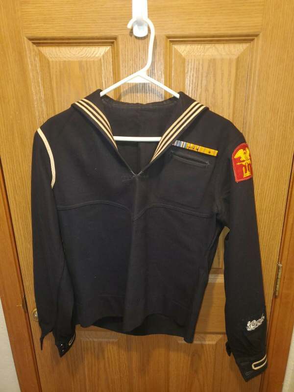 US Navy Gator Navy jumpers with insignia - NAVAL & SEA SERVICE UNIFORMS ...