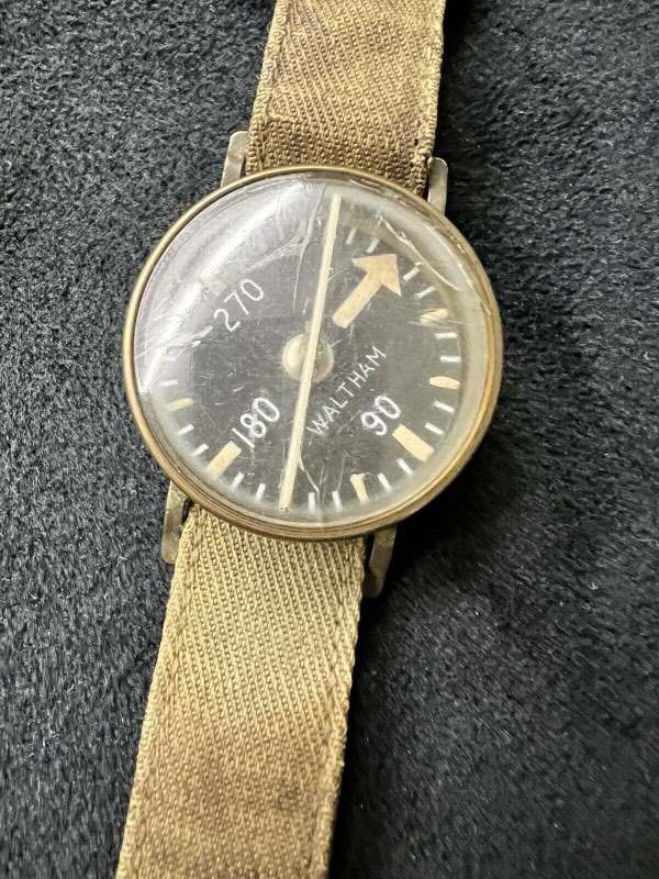 waltham wrist compass - FIELD & PERSONAL GEAR SECTION - U.S. Militaria ...