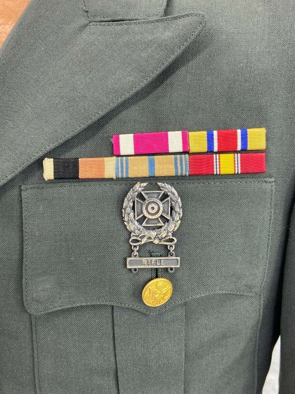 White Merrowed Edge and White Timberwolf 104th Training Division Patch ...