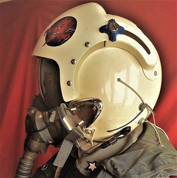 When 'offset' mask bayonets first came in... - Page 2 - FLYING HELMETS ...