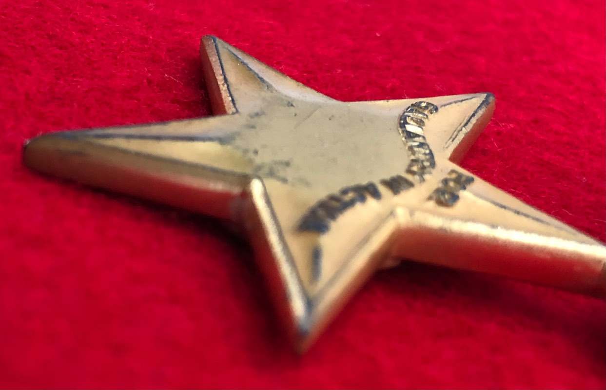 WWII Silver Star, manufacturer? - DECORATIONS/VALOR AWARDS - U.S ...