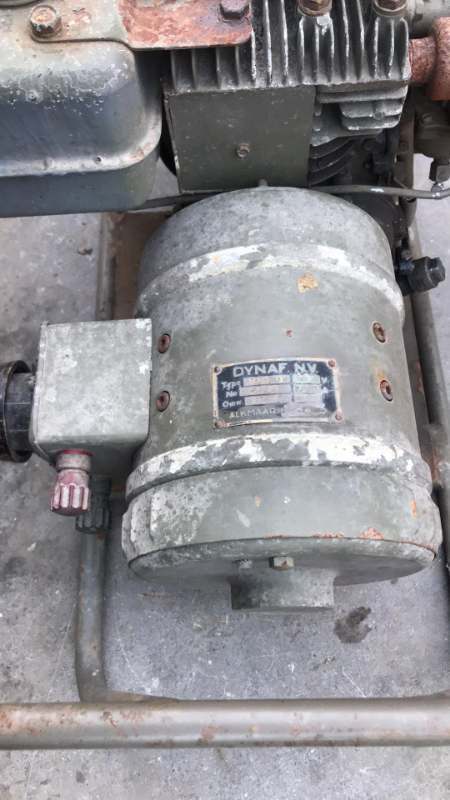 GENERATOR DYNAF T-16 A - BASE/BIVOUAC/CAMP/DEPOT ITEMS - U.S. Militaria ...