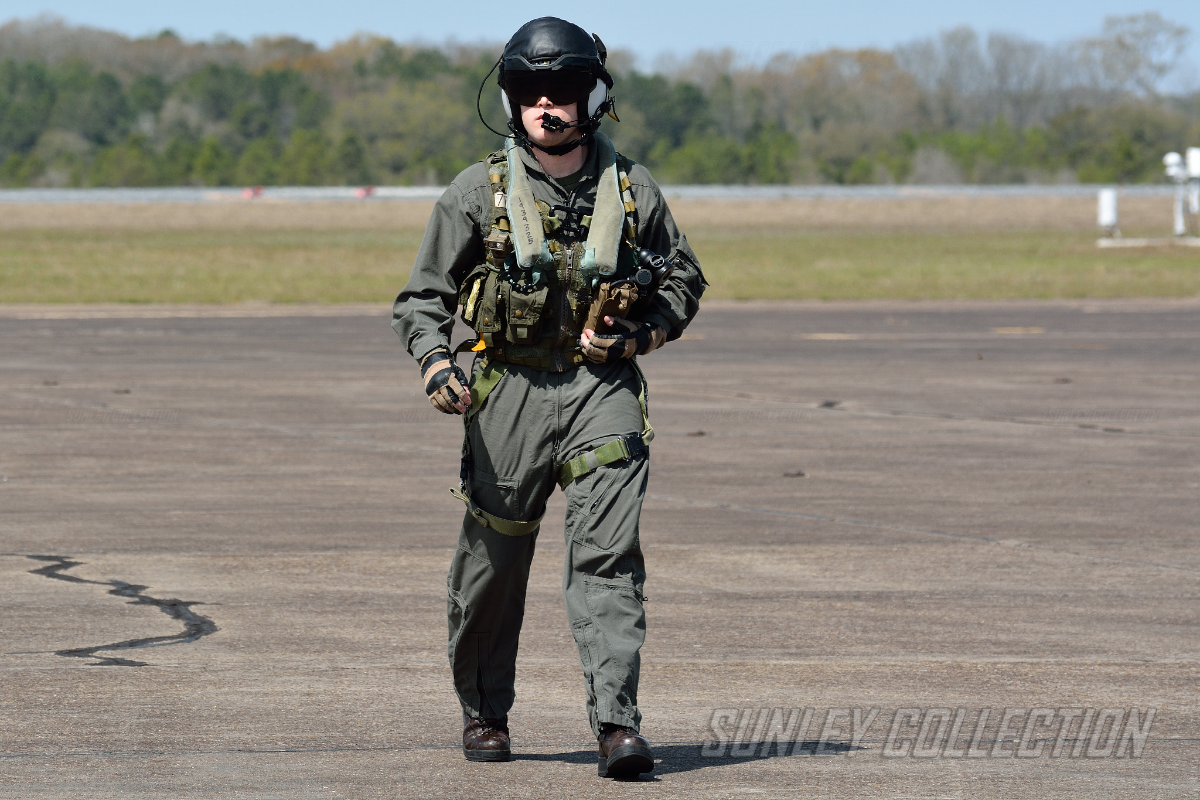 US Navy Rotary-Wing Pilot (circa 2020) - FLYING HELMETS AND ACCESSORIES ...