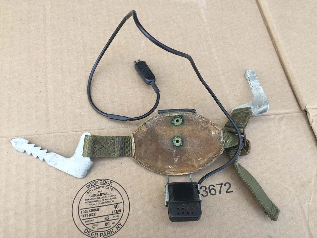 ID on some Comm gear / Headsets - FLYING HELMETS AND ACCESSORIES - U.S ...