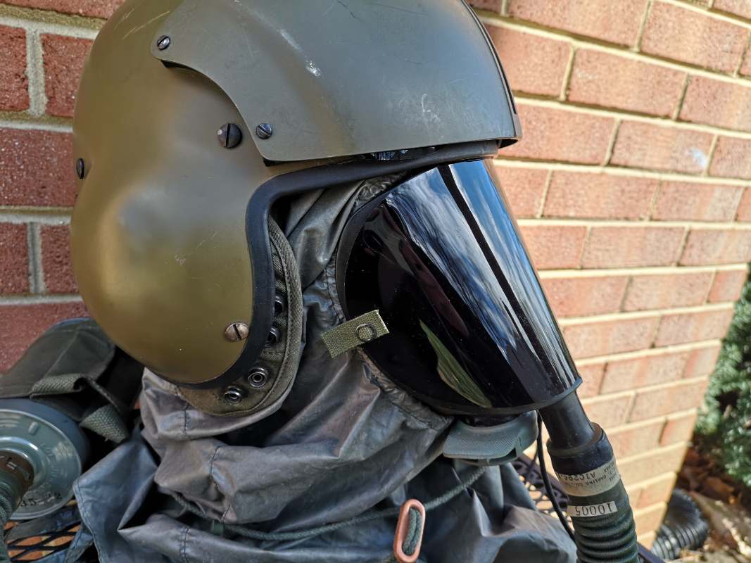 US M24 Chemical Biological Aircraft Mask - MISC MILITARIA - U.S ...