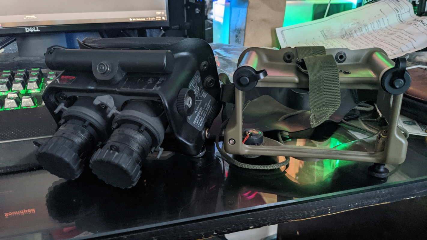 SPH-4 with AN/PVS-5 MFP - FLYING HELMETS AND ACCESSORIES - U.S. Militaria Forum