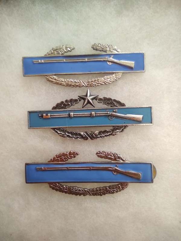 CIB identification - ARMY (INCLUDING USAAC/AAF) - U.S. Militaria Forum