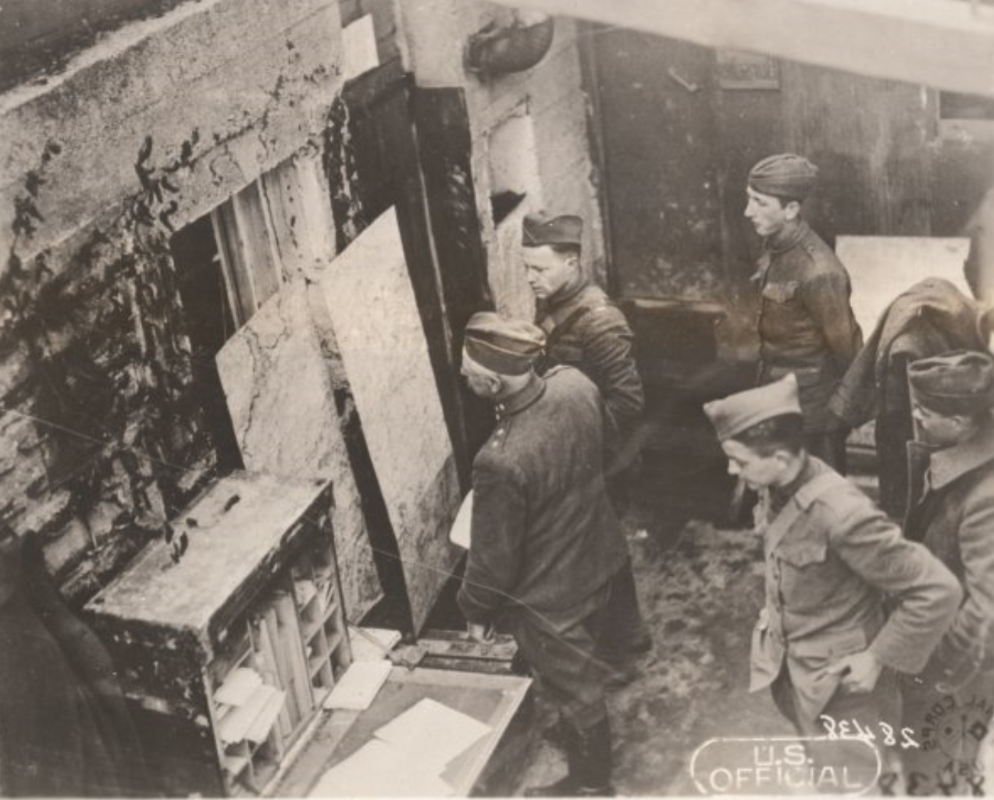 PHOTOS: Field Desks - BASE/BIVOUAC/CAMP/DEPOT ITEMS - U.S. Militaria Forum