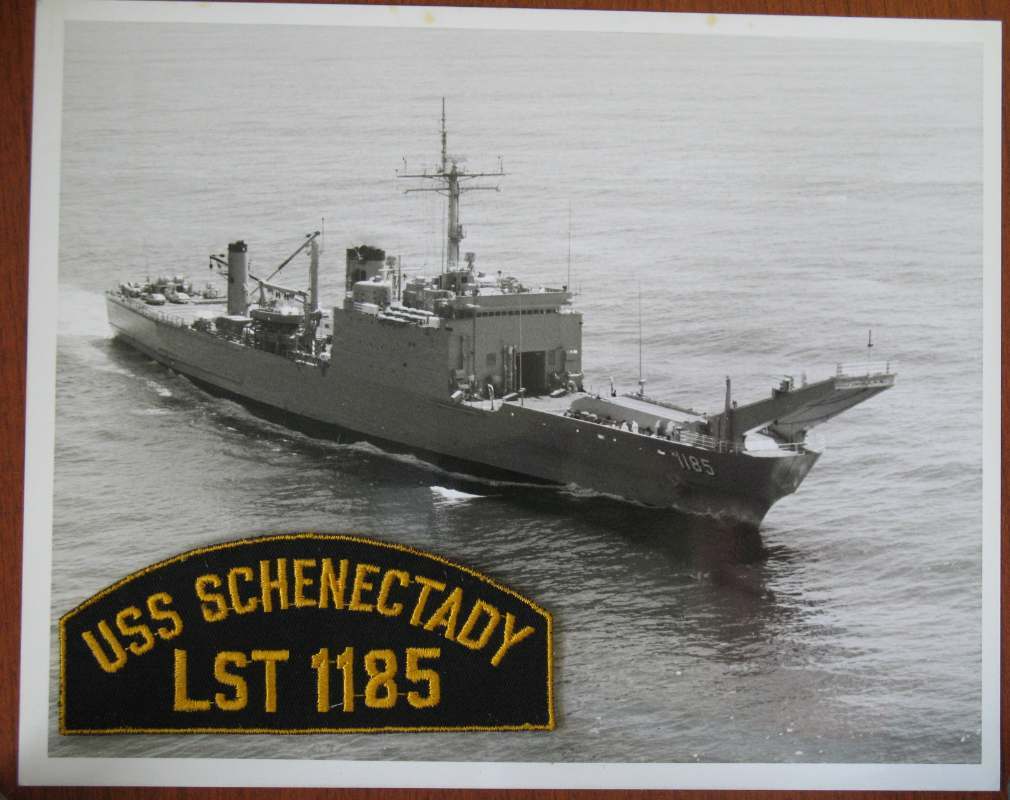 USN Amphibious Ships - The Gator Navy "L" Ships & AKA/APA - Page 8 ...