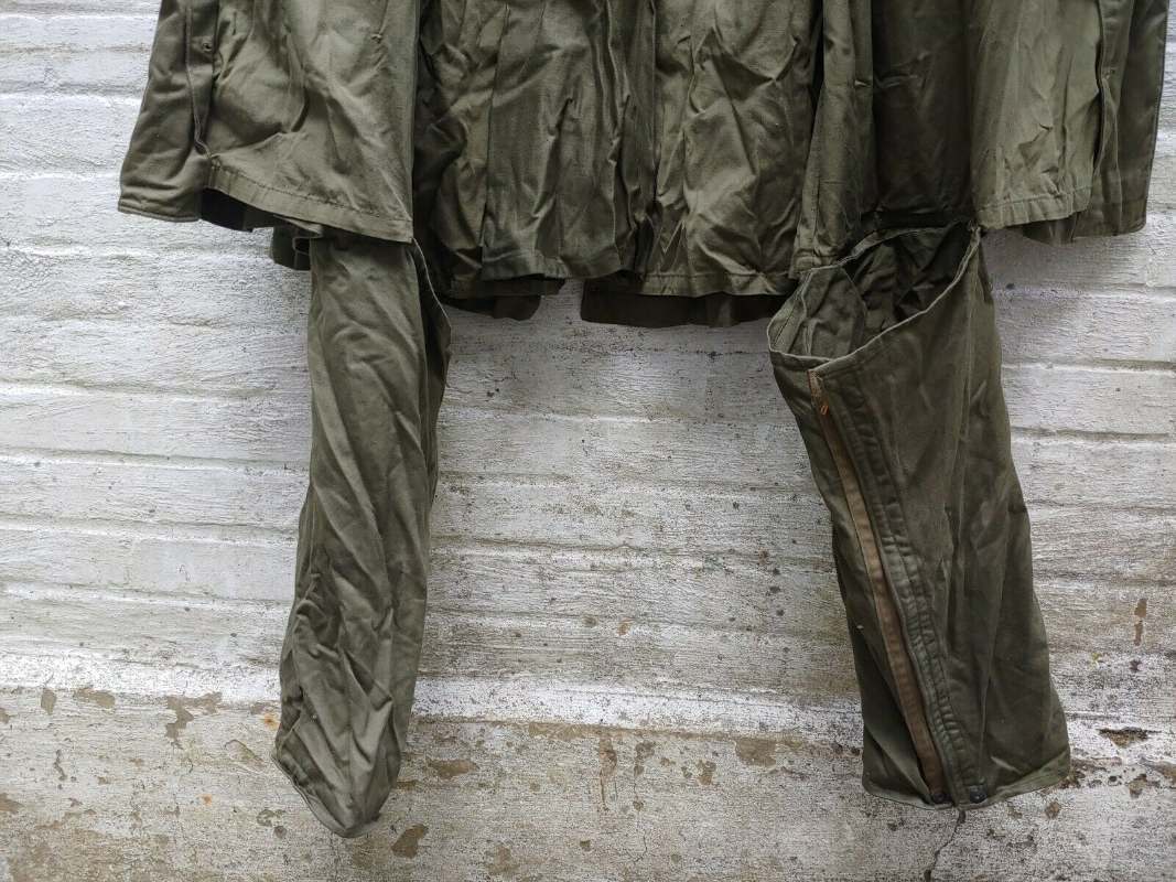 M1946 Trench coat question - UNIFORMS - U.S. Militaria Forum