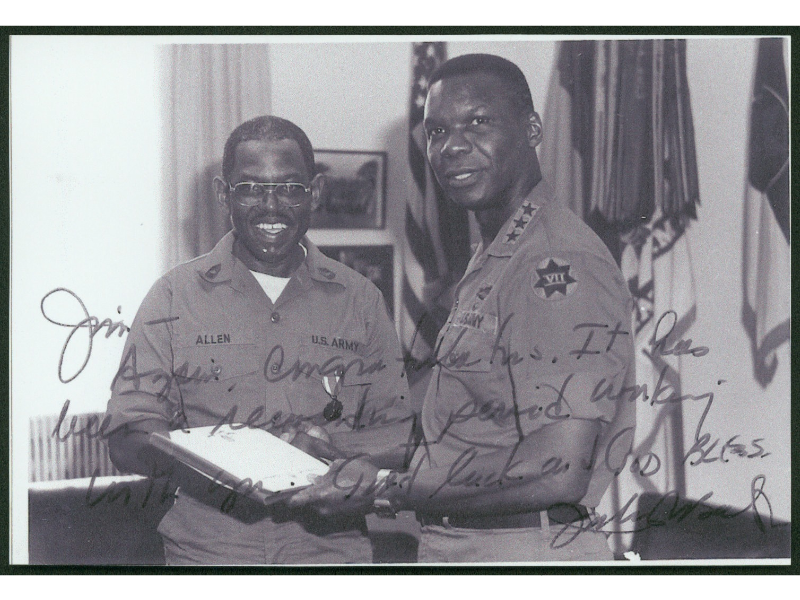 Combat Infantryman Badge in Action; Photos of CIBs being worn - Page 14 ...